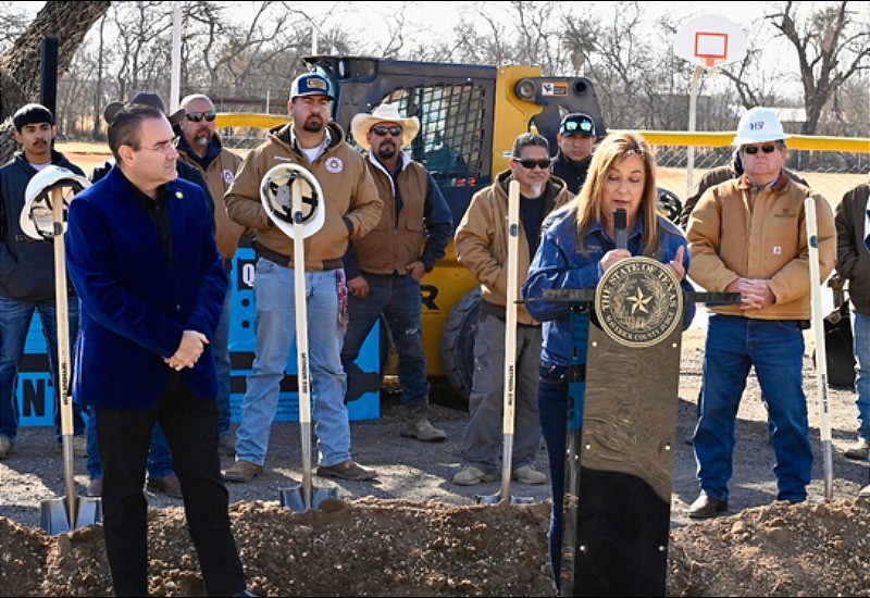 Autoridades del Condado de Maverick anuncian instalación de 12 ...
